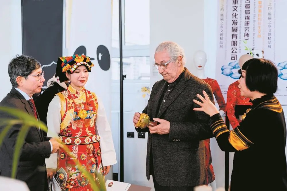 800 “Made in Chengdu” Products Going Global Showcased at International ...